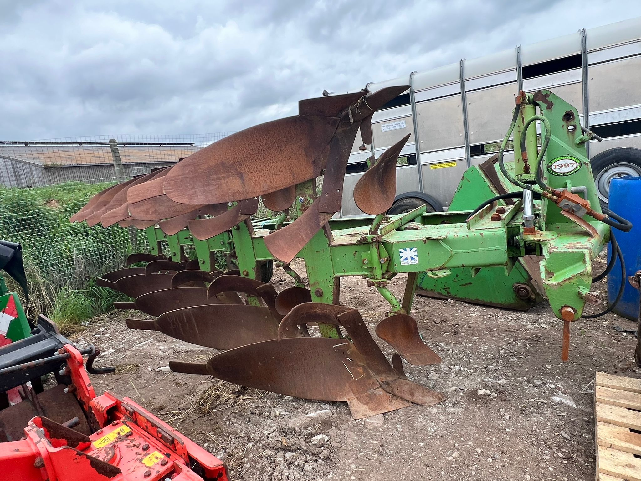 Machinery Dispersal Sale on behalf of Willis Dairy Farmers Ltd – Market ...