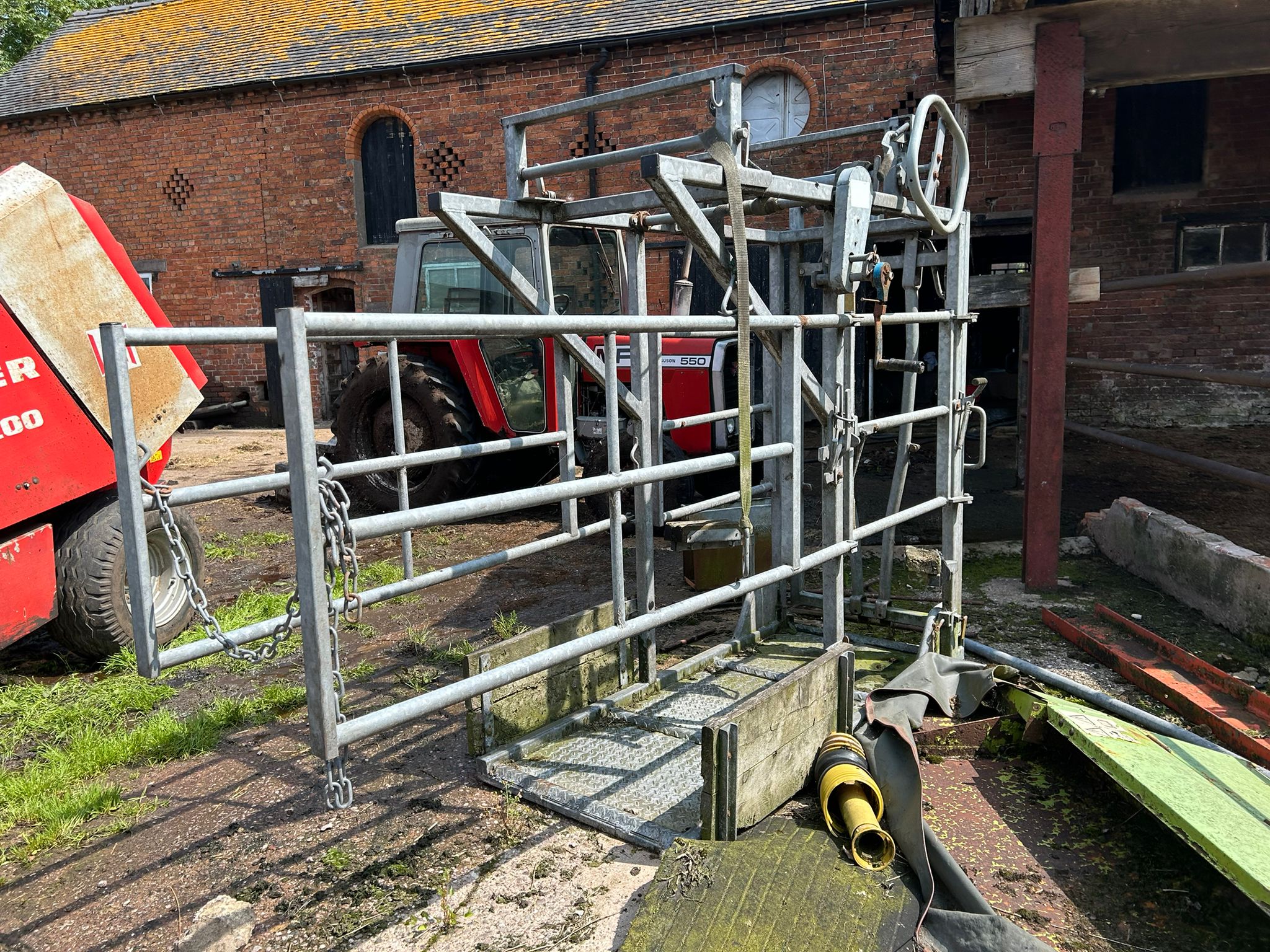 Machinery Dispersal Sale On Behalf of Mr R.G Woolley & Son – Market ...
